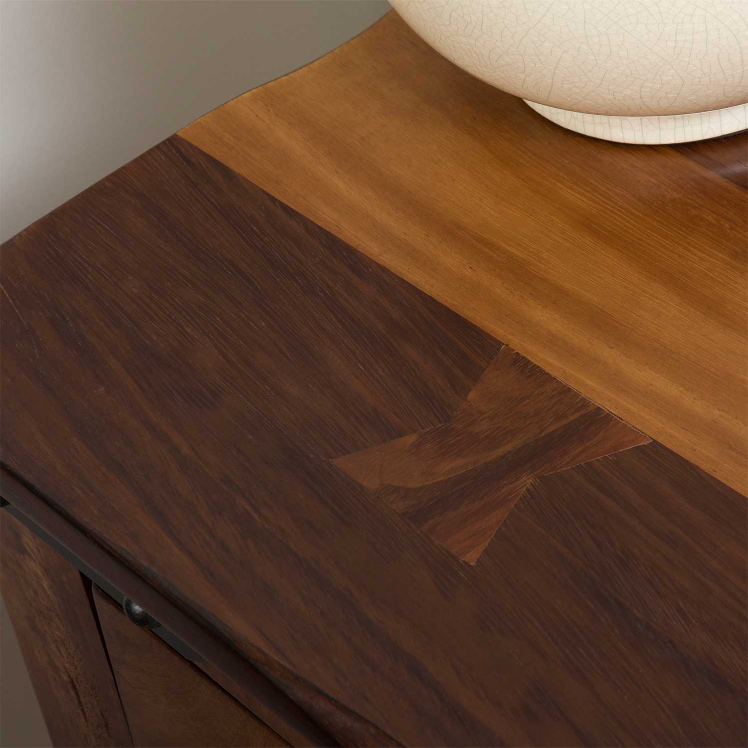 Parota Complete Queen Bed 866-QBED2 Artisan Home 866-QHB, QFB | AFW.com