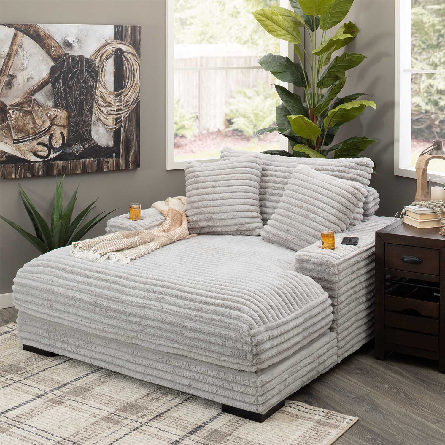 Nestle Gray Grande Chaise U-11390-10470-110 | Elements International ...