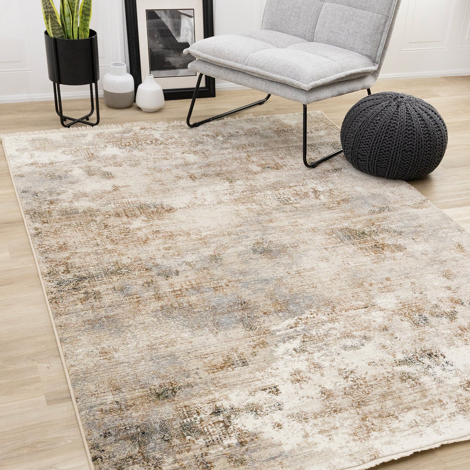 Serene Distressed 8 X 10 Rug (Area Rugs) | AFW.com